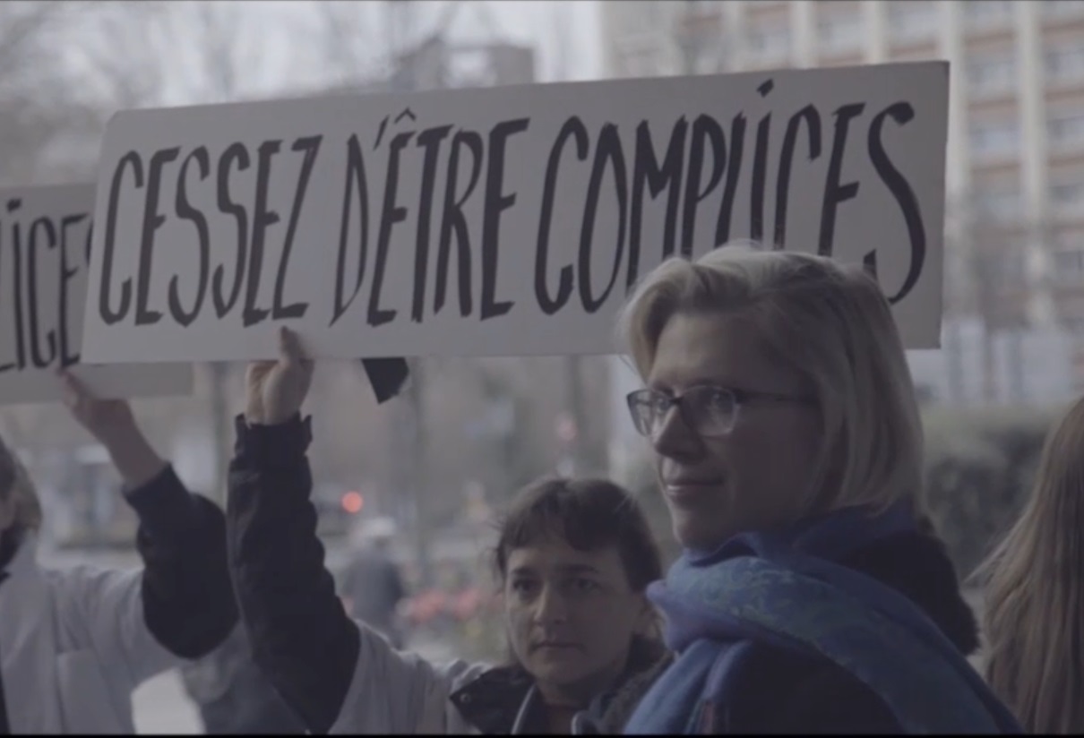 Tu Enfanteras Dans La Douleur Le Documentaire Sur Les Violences